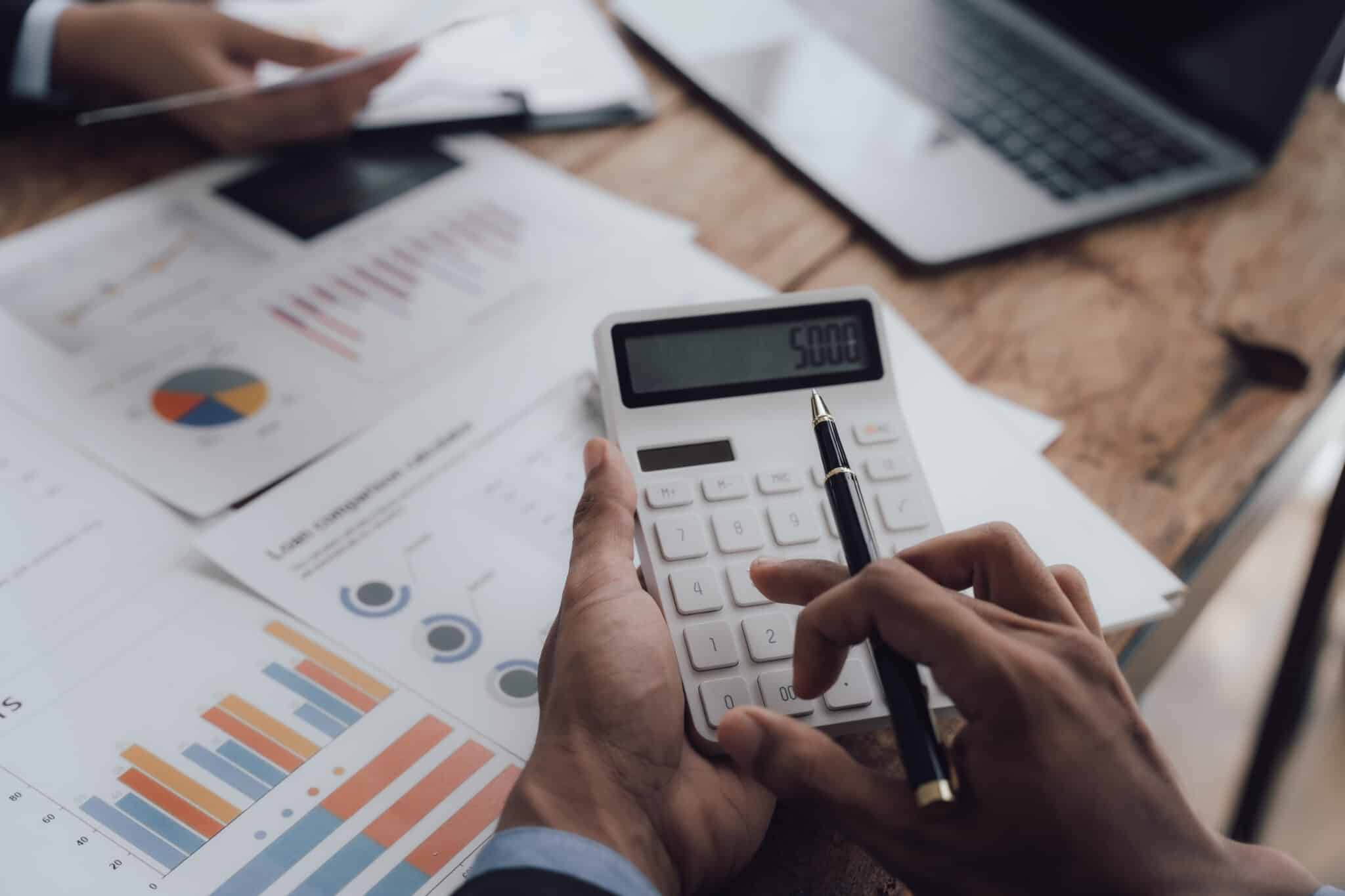 Que faire après une licence économie gestion